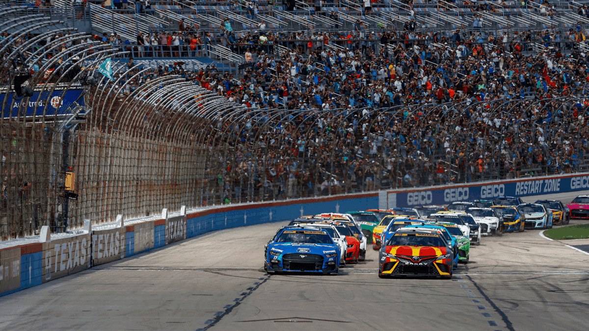 Race Results: NASCAR Cup Series Autotrader EchoPark Automotive 400 at…